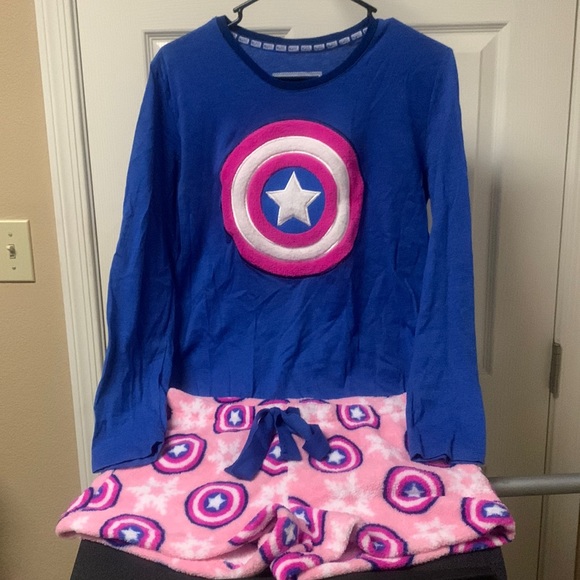 Marvel | Intimates & Sleepwear | Marvel Pajama Set | Poshmark